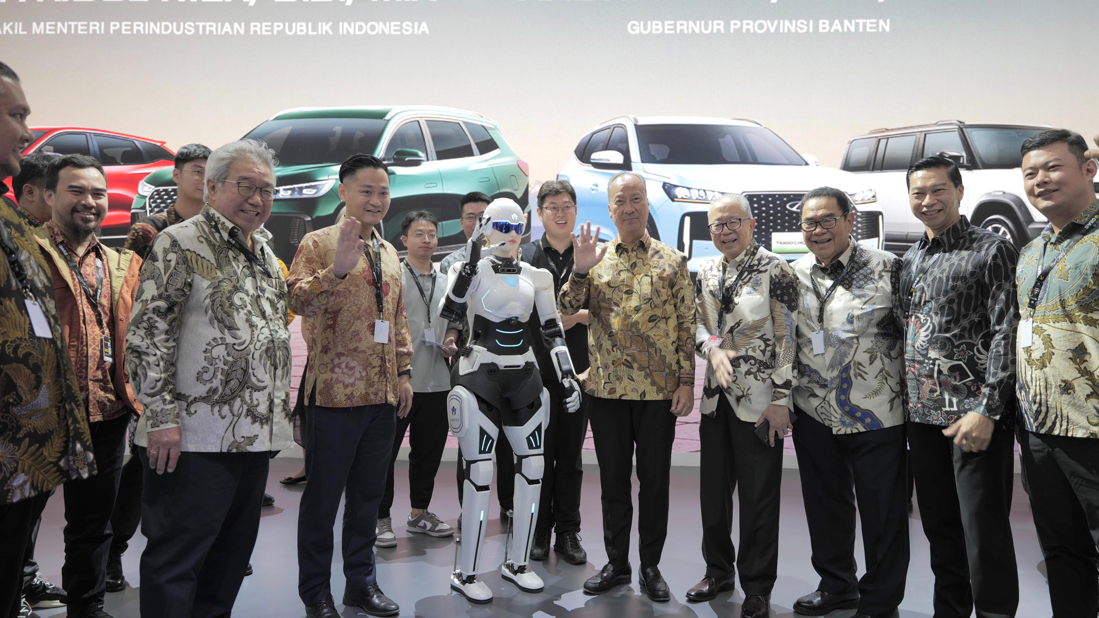 Chery TIGGO Cross CSH Hybrid Bertabur Penghargaan, SUV Rp 300 Jutaan ...